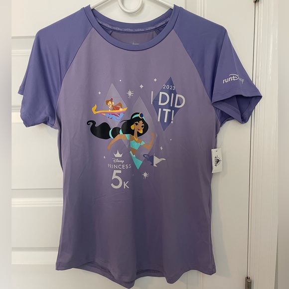 Disney | Tops | Rundisney 223 Princess Half Marathon 5k Finisher ...